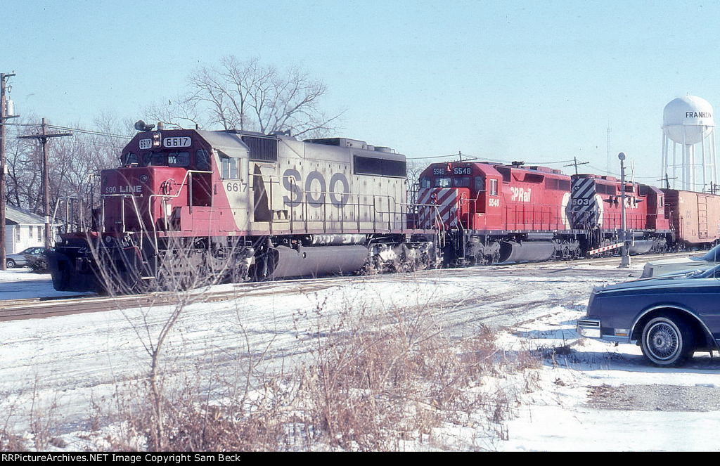 SOO 6617, CP 5548, and 5503 on #203